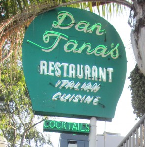 Dan Tana's, West Hollywood, California - Le Continental